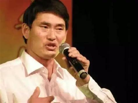 「大衣哥」朱之文最終還是倒下了，這樣的結局好像也不意外 每日頭條