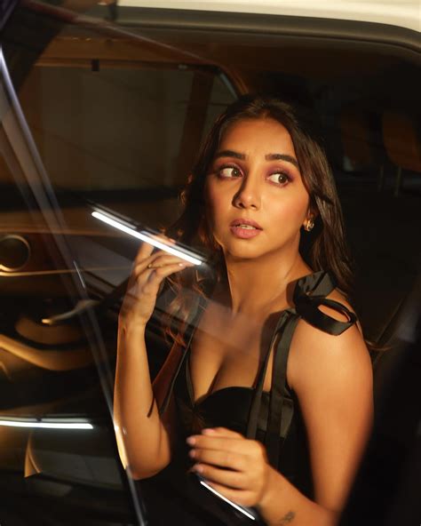 Prajakta Koli Rindiancelebscenes