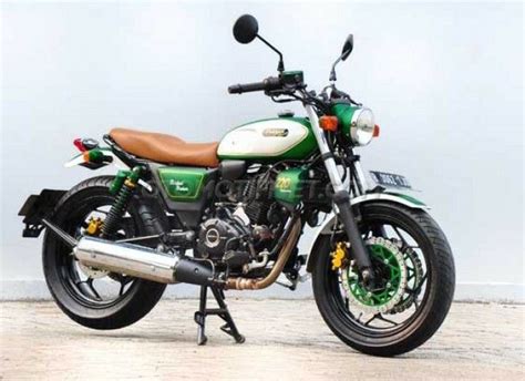 Klasik Modifikasi Bajaj Pulsar 220f