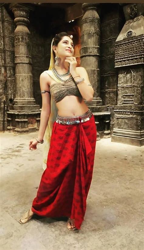 25 Hot Photo Of Surbhi Shuklaheer Wiki Bio Web Series Instagram Photoshoots Spideyposts