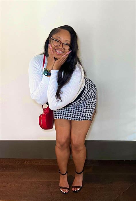 Spoiled Princess Vedette 👑 On Twitter Happy Bright Vibrant Women We Up 😭💖💖 💫☀️🌞i Love Being