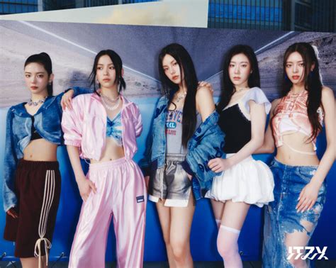 K Pop Group Wiki Itzy Fanwork