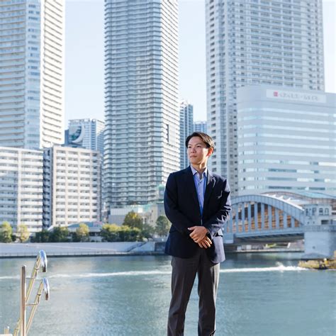 阪和興業株式会社 キャリア採用サイト