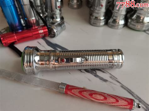 民俗怀旧收藏文鹰头牌老手电筒、中号3手电筒金屋藏品【7788收藏收藏热线】