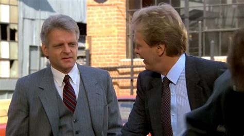 Larson Macgyver Online