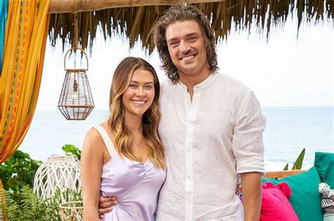 14 Bachelor And Bachelorette Couples Who Are Still Together Yourtango