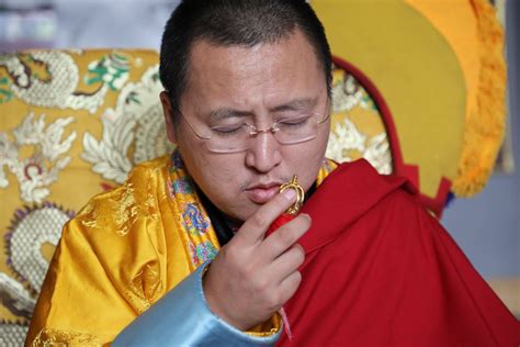 ӨӨРИЙН ЗҮГЭЭС БУСДЫГ ОЙЛГОЖ ХАЙР ХҮНДЛЭЛ ҮЗҮҮЛДЭГ БАЙХ ХЭРЭГТЭЙ 1 Хэн нэгэндээ өр төлөөстэй