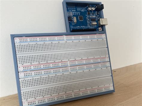 Arduino Uno Soporte Para Protoboard Por Martt81 Makerworld Descarga Modelos 3d Gratuitos