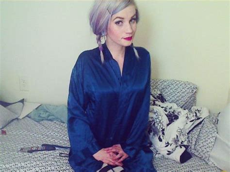 Thumbs Pro Bit Space Tits I Feel Cute Today Tbh