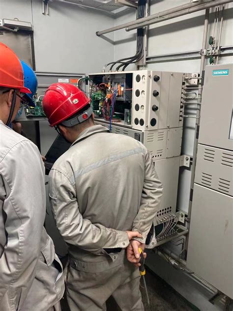 西门子分析仪服务现场，提供完善的售后保障 陕西朗杰明工业技术有限责任公司