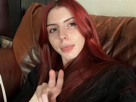 Hope You Dont Mind My No Makeup Sick Look R Redheadbeauties