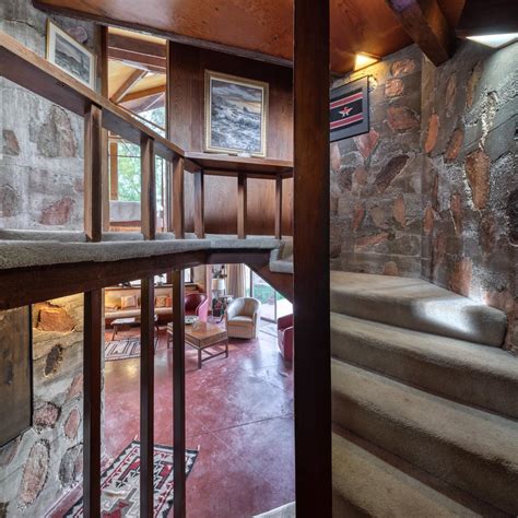 Rare Frank Lloyd Wright Architecture