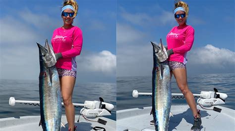 60 Lb Bayboat Wahoo Catchclean With Jacki Shea Youtube