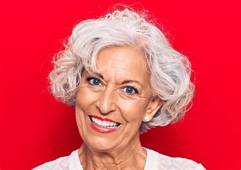 21 Refreshing Curly Hairstyles For Women Over 60 Hairstylecamp