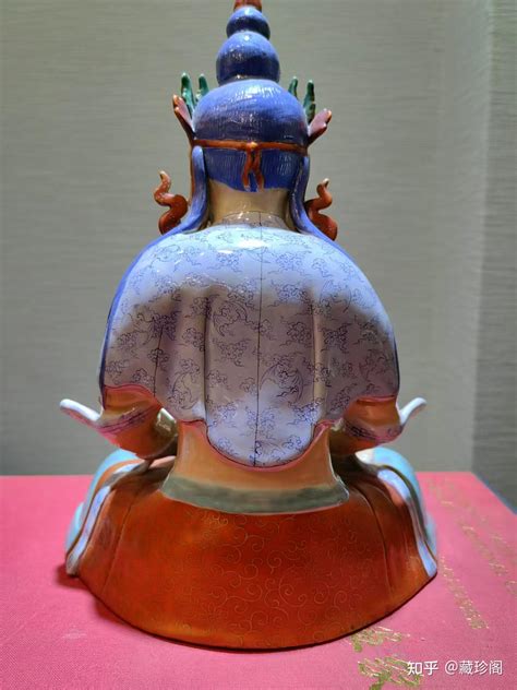 是乾隆时期宫廷艺术的杰出代表，具有极高的艺术与收藏价值。 知乎