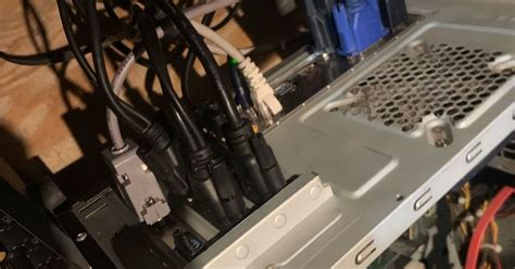 컴퓨터 시리얼 포트 고장인거같습니다 수리 가능하신분 숨고 숨은고수