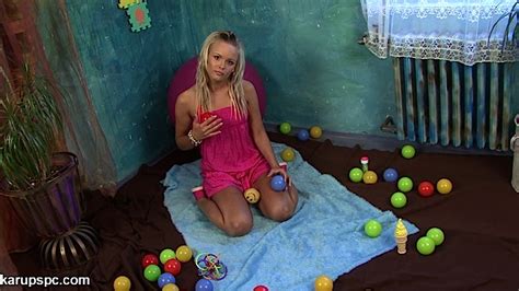 Jessica Bee Karups Pc