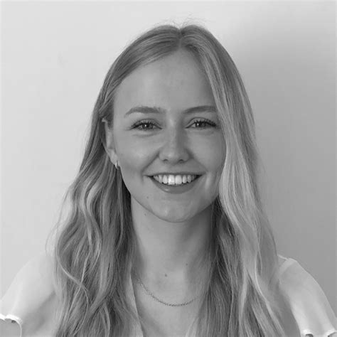 Spotlight Chloe Jones