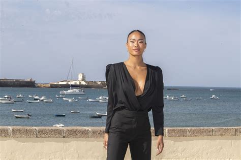 Nona Sobo De Actriz En Entrevías A Lanzar Su Primer Sencillo