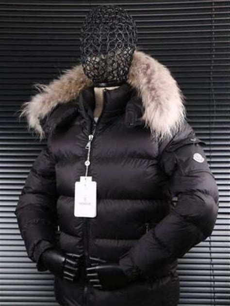 Пуховик мужской с натуральным мехом Москва Личные вещи Festima Ru мониторинг объявлений