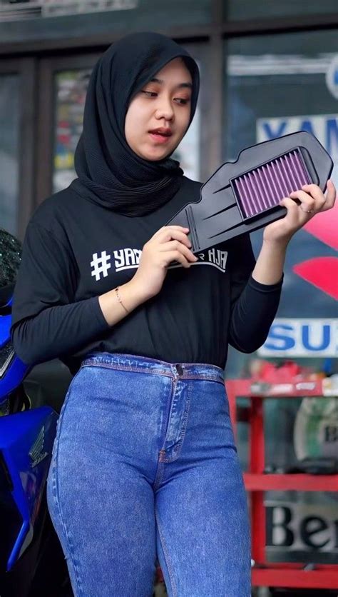Pin Oleh Kaisan P S Di Simpan Cepat Di 2024 Gaya Hijab Betina