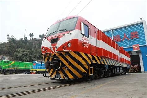 Uk Stadler To Deliver Class 93 Tri Mode Locomotive To Rail Operations