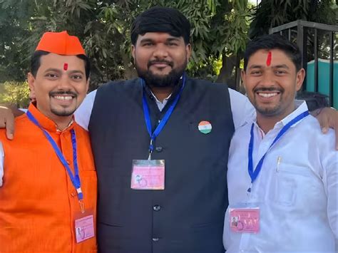 Fursungi Uruli Devachi First Municipal Election Three Friends Rival