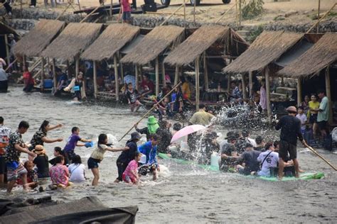 เขื่อนแม่สรวยสุดคึก นักท่องเที่ยวแห่ล่องแพเปียก