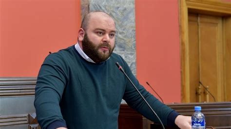 დეპუტატი ხსნის რატომ არ შედის ხალხის ძალის კანონპროექტი ქვეყნის