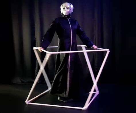 Morphing Flow Cube Geometry Choreography