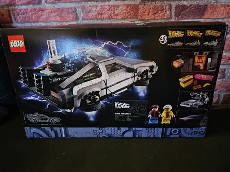Lego 10300 Stroj času z Návratu do budoucnosti Delorean | Aukro