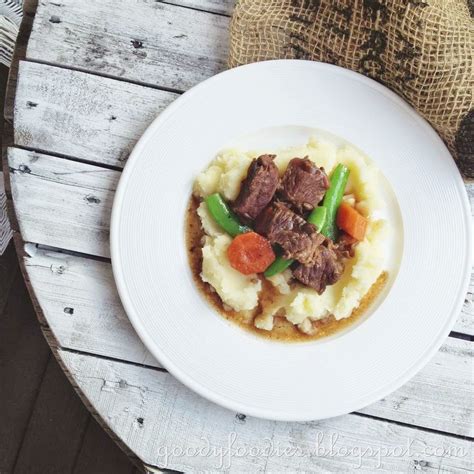 Goodyfoodies Recipe Easy Beef Stew With Mashed Potatoes