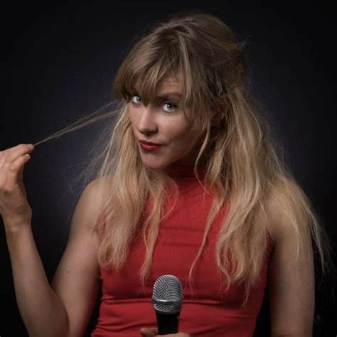 Aideen Mcqueen Jongleurs Comedy