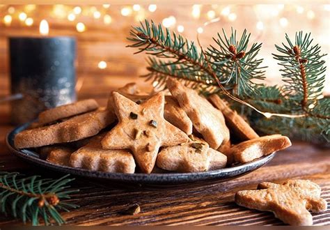 Cyril Lignac dévoile sa recette des sablés de Noël et nous plonge dans