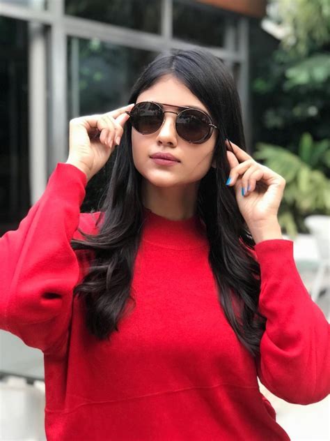 Mumbai Model Riya Shines Latest Stills Actress Media