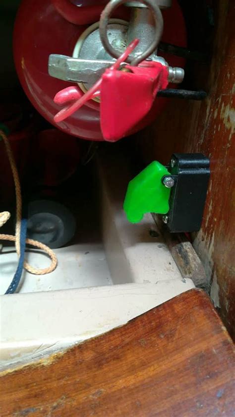 3d Printable Toggle Switch Cover・cults