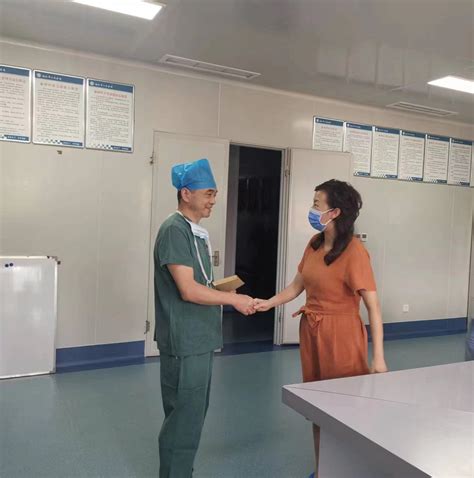 农工党铜仁市委走访慰问驰援贵阳抗疫的农工党医护人员家属 铜仁市统战部