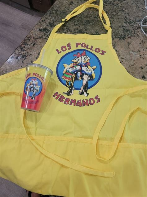 Uniforme Dos Pollos Hermanos My 13 Yr Old Son Wants To Be A Los Pollos