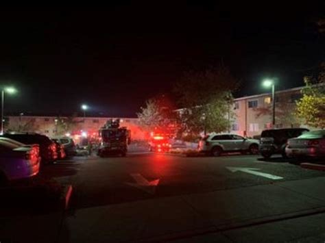 Crews Battling Apartment Fire In Citrus Heights At Least 1 Person