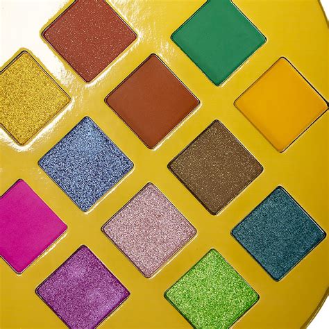 Supply Private Label Neon Eyeshadow Palette Wholesale Factory