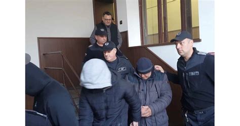 Върнаха в ареста четирима от пловдивската група обвинени в измами