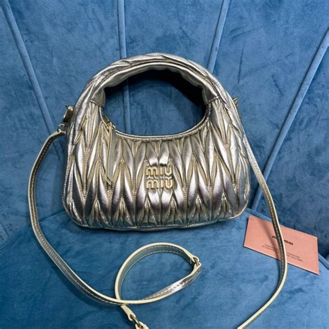 Miu Miu Сумка кондуктора планшет купить с доставкой по выгодным ценам в интернет магазине Ozon