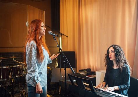 Why Taking Singing Lessons As An Adult Is A Remarkable Journey