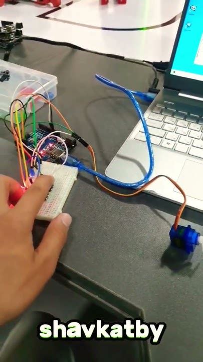 how to control servo motor with buttons arduino servomotors