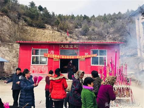 遼西小村莊裏的寺院竟如此的隨意 每日頭條