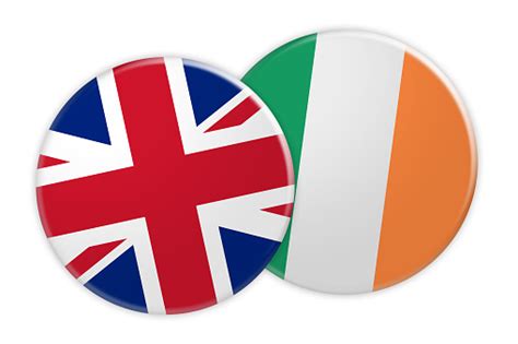 뉴스 개념 영국 영국 국기에 아일랜드 플래그 단추 백색 배경에 3d 그림 3차원 형태에 대한 스톡 벡터 아트 및 기타 이미지 3차원 형태 International