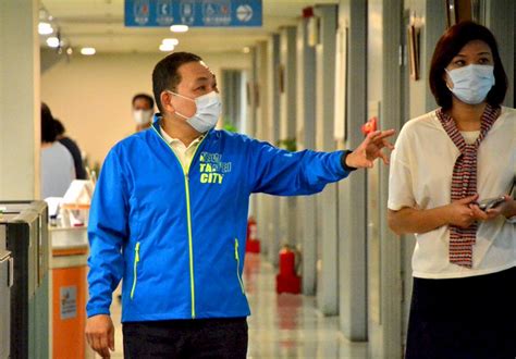 館長遭槍擊 侯友宜：快速破案、釐清真相 新聞 Rti 中央廣播電臺