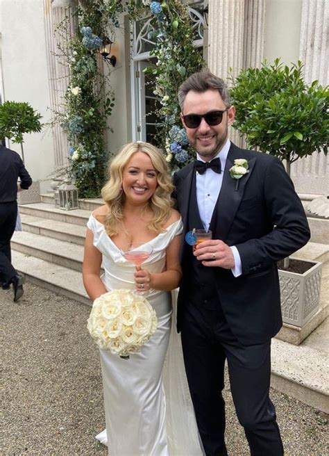 Pics 98fms Rebecca Shekleton Ties The Knot