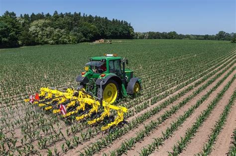 Земеделци могат да сключват договори за сезонна селскостопанска работа за повече от ден