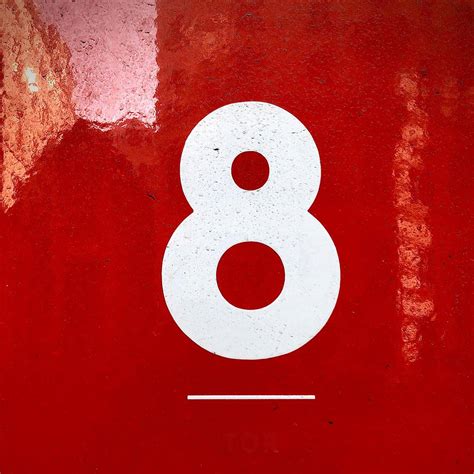 Number 8 Red